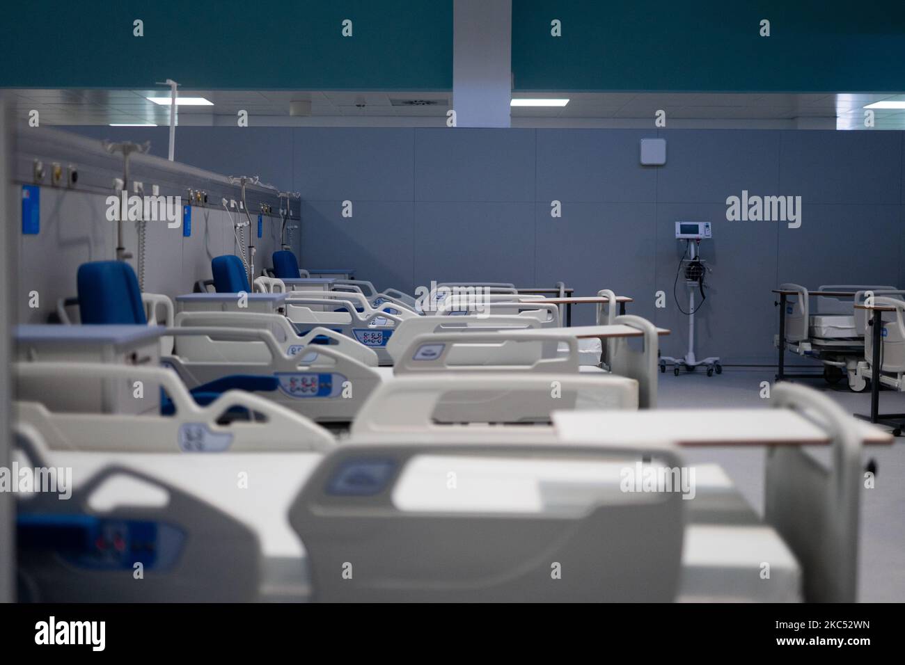 Beds in one of the modules of the new Isabel Zendal Nursing Hospital in ...