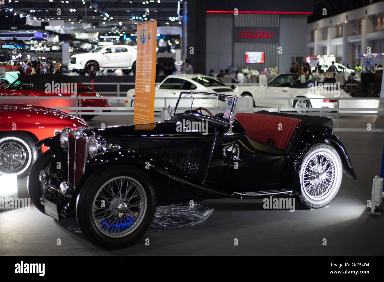 Pre war cars hi-res stock photography and images - Alamy