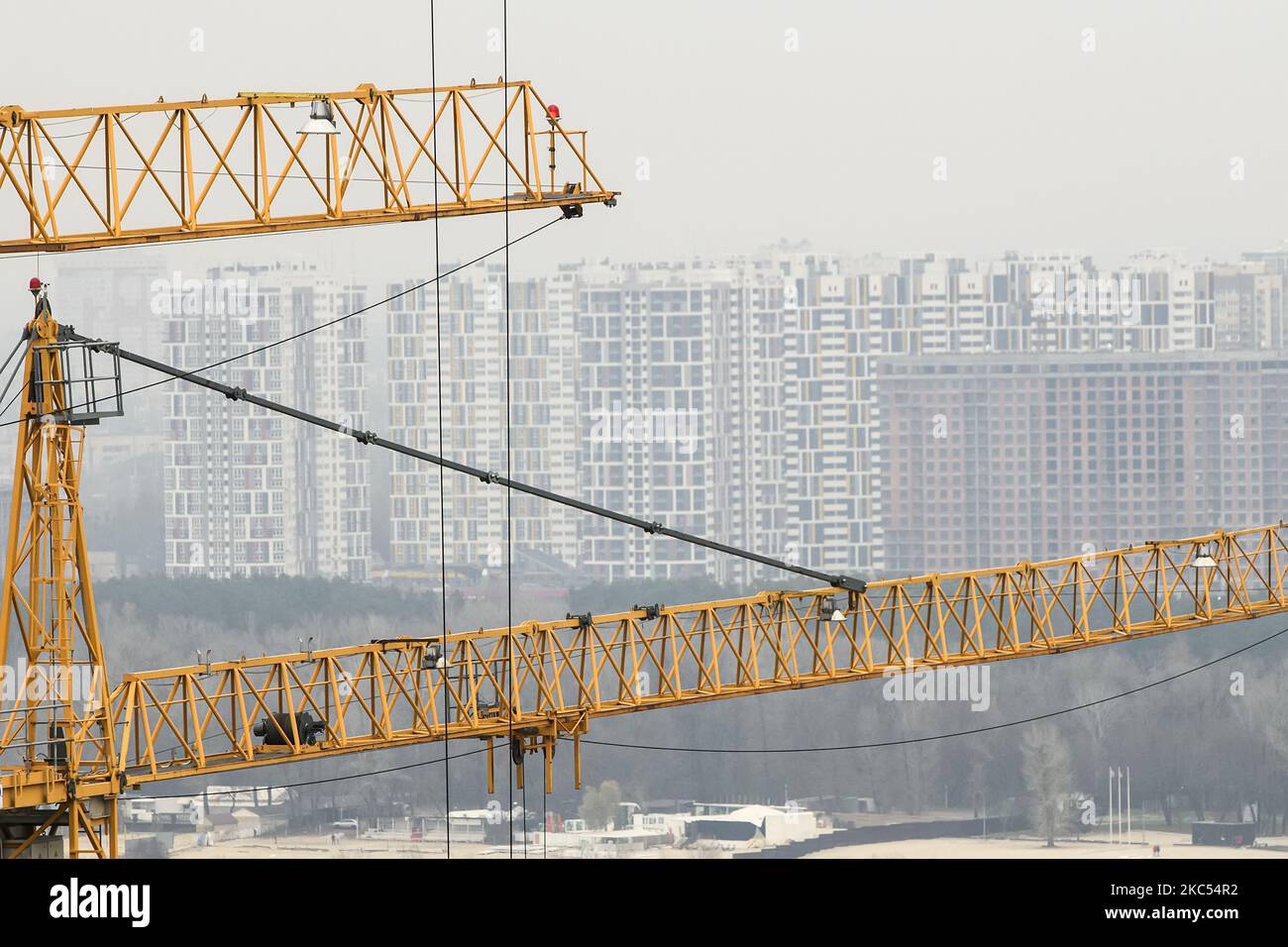 Left bank districts of kyiv hi-res stock photography and images - Alamy