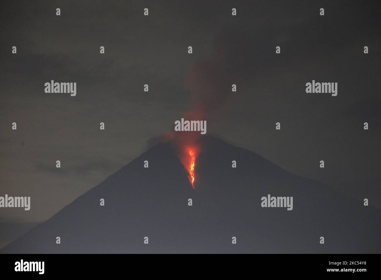 Night view of the volcanic activity from the summit creaters of mount ...