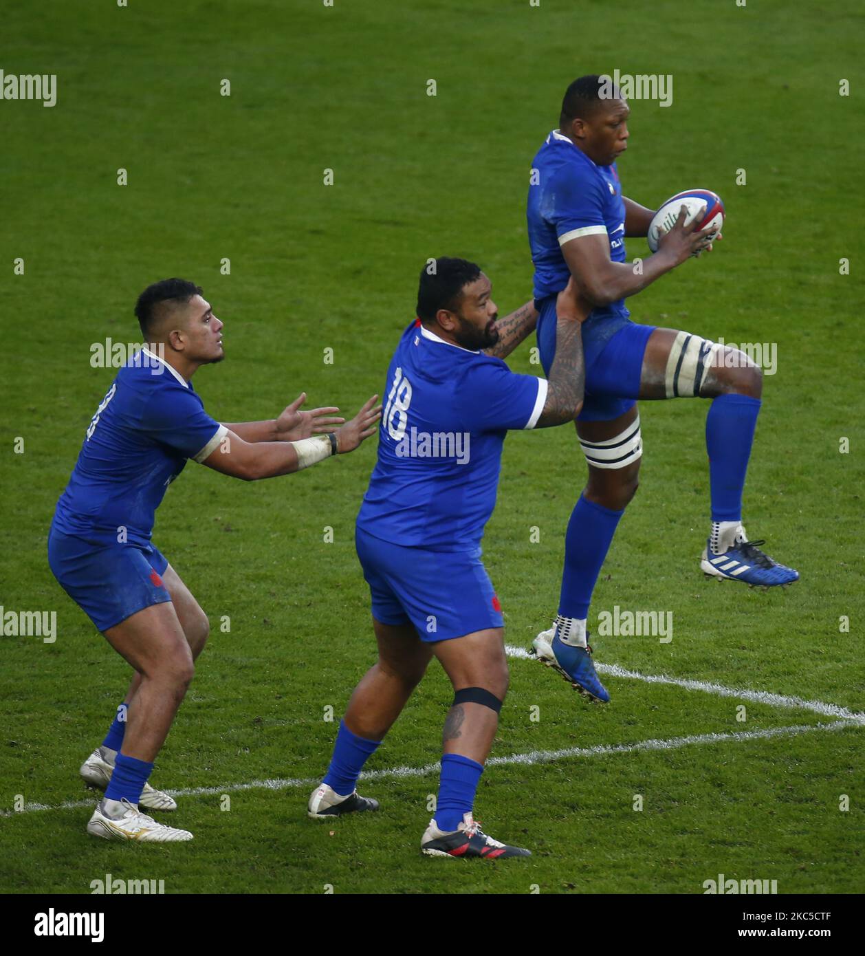 Cameron Woki of France gets lifted by Uni Atonio of France during ...