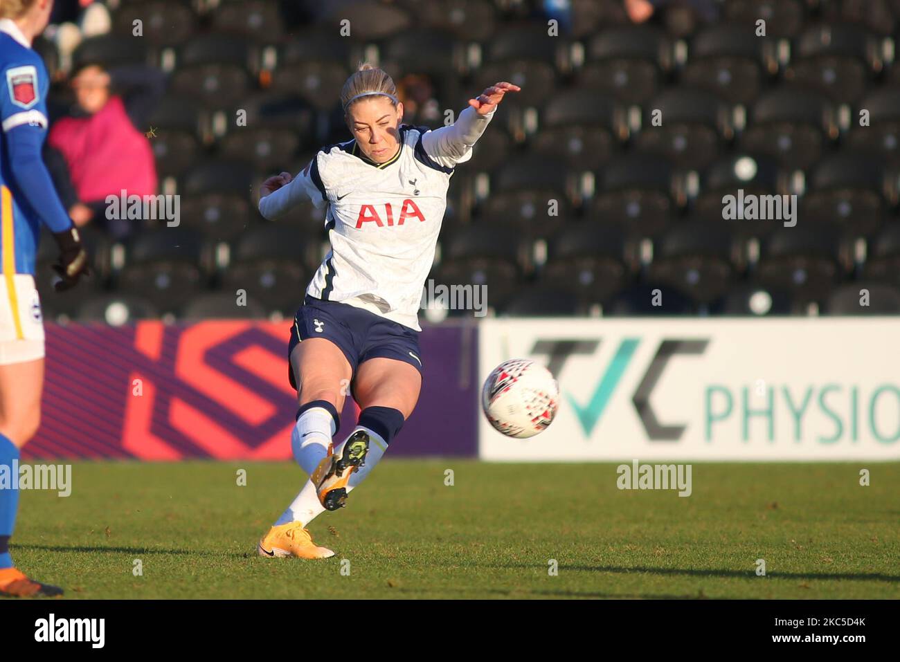 Alanna Kennedy (Tottenham Hotspur) controls the ball during the 2020-21 ...