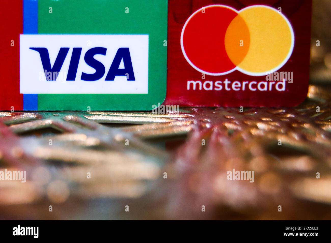 7 bank logos hi-res stock photography and images - Alamy