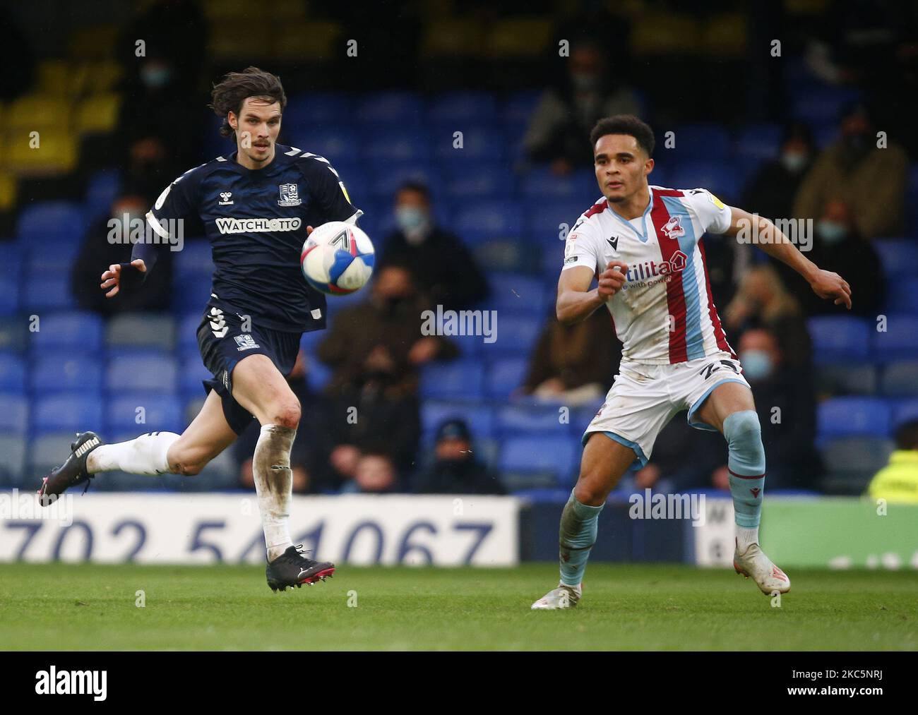 Sam rowe hi-res stock photography and images - Alamy