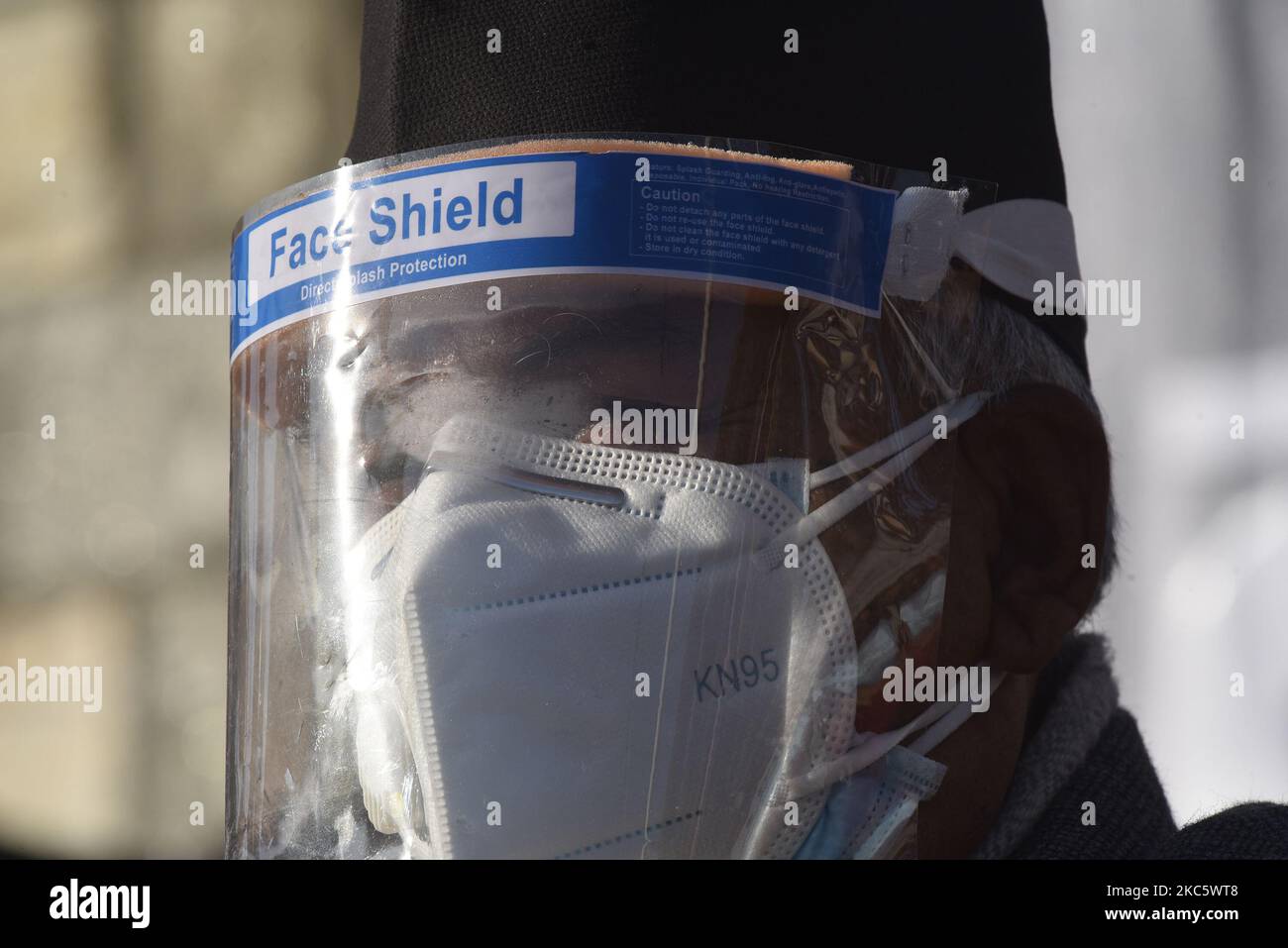 Communist party shield hi-res stock photography and images - Alamy