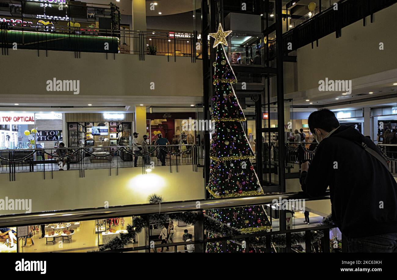 Botani square mall hi-res stock photography and images - Alamy