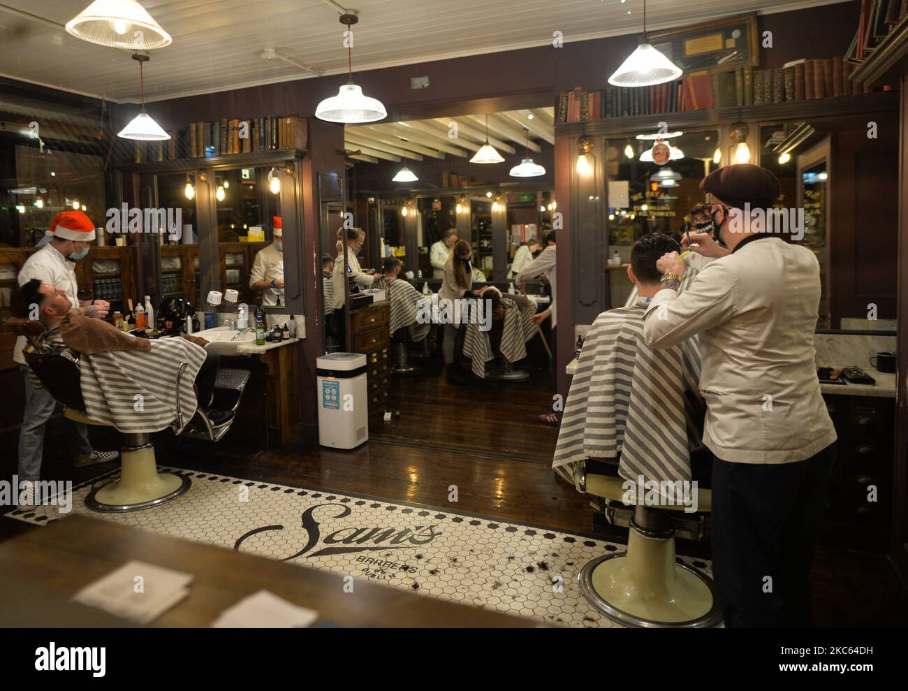 Sams run hi-res stock photography and images - Alamy