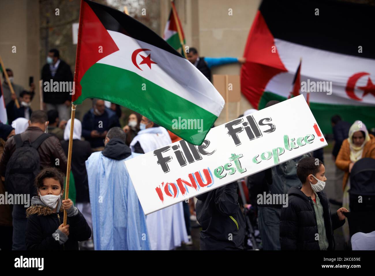 Sahrawi people of Toulouse gathered against the recognition by Israel ...