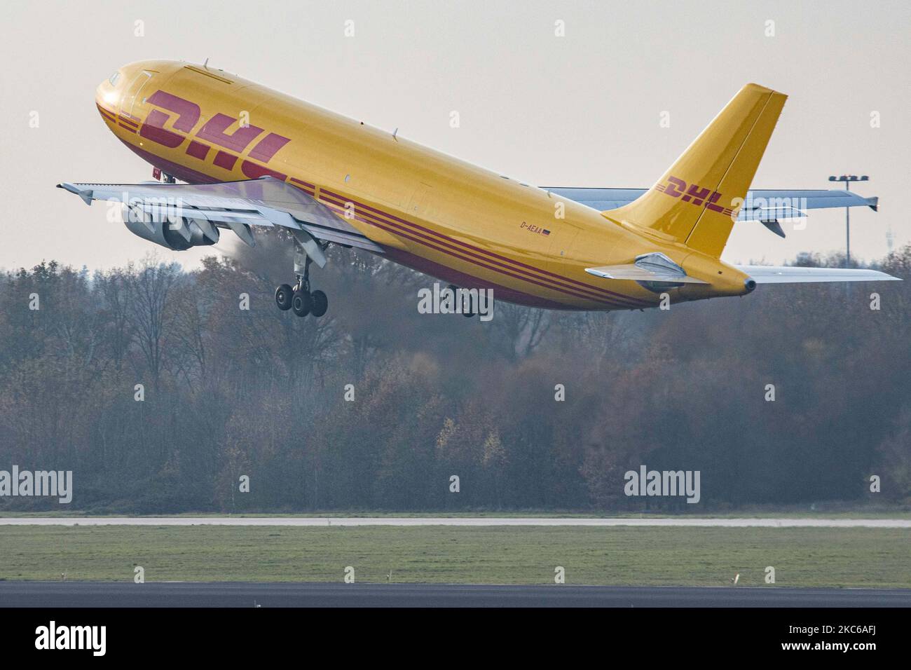 Airbus A300 DHL - EAT Leipzig cargo freight aircraft as seen taxiing ...
