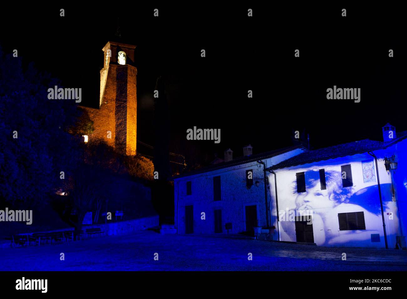 First nativity scene history hi-res stock photography and images - Alamy