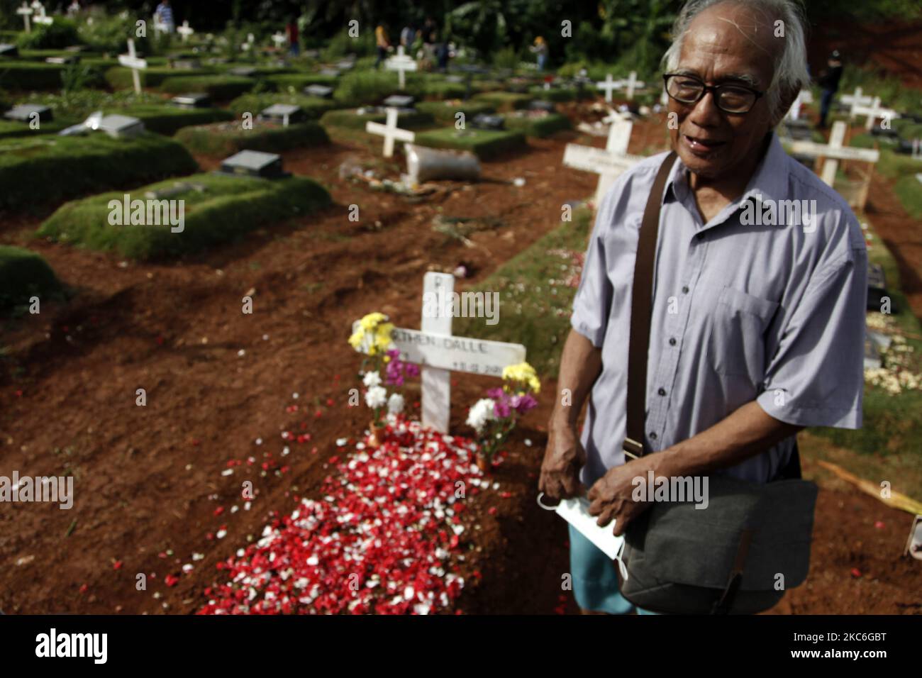 Cancer yard hi-res stock photography and images - Alamy