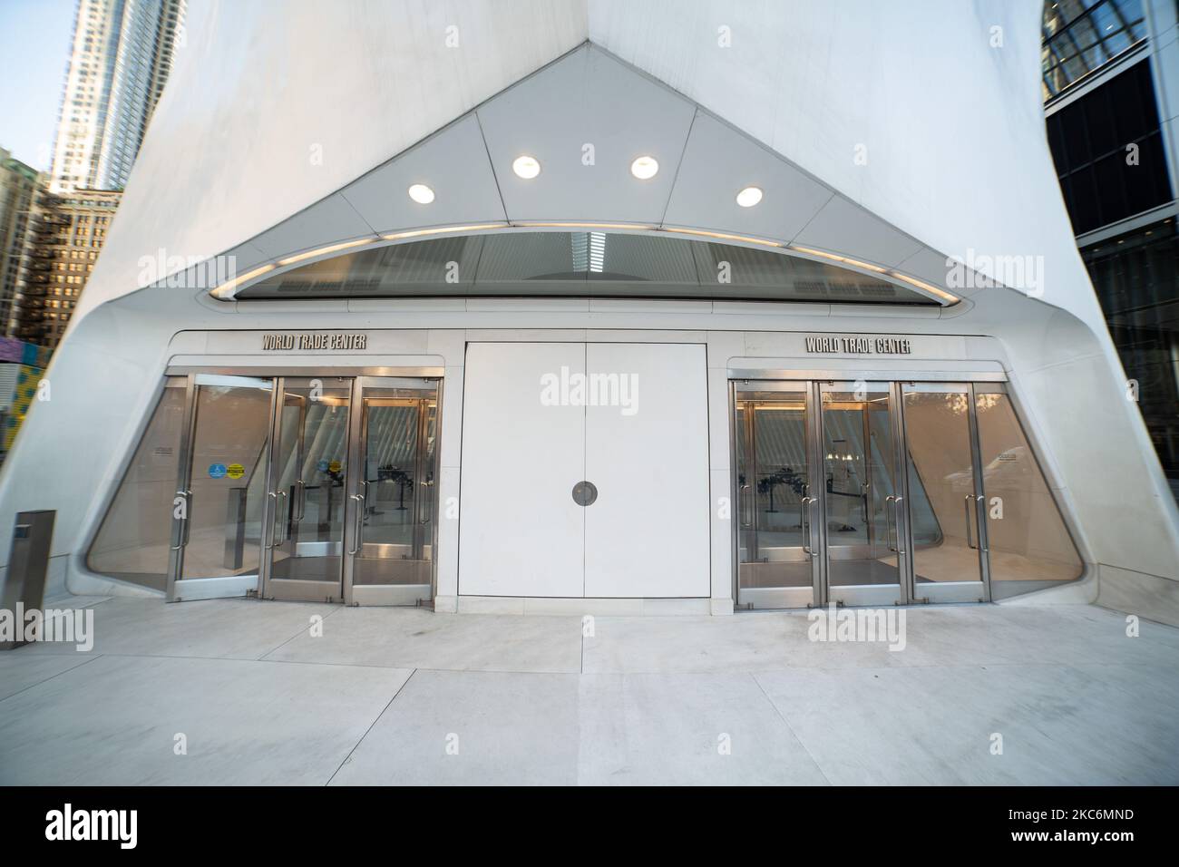 Exterior view of the modern contemporary architecture Oculus mall and ...