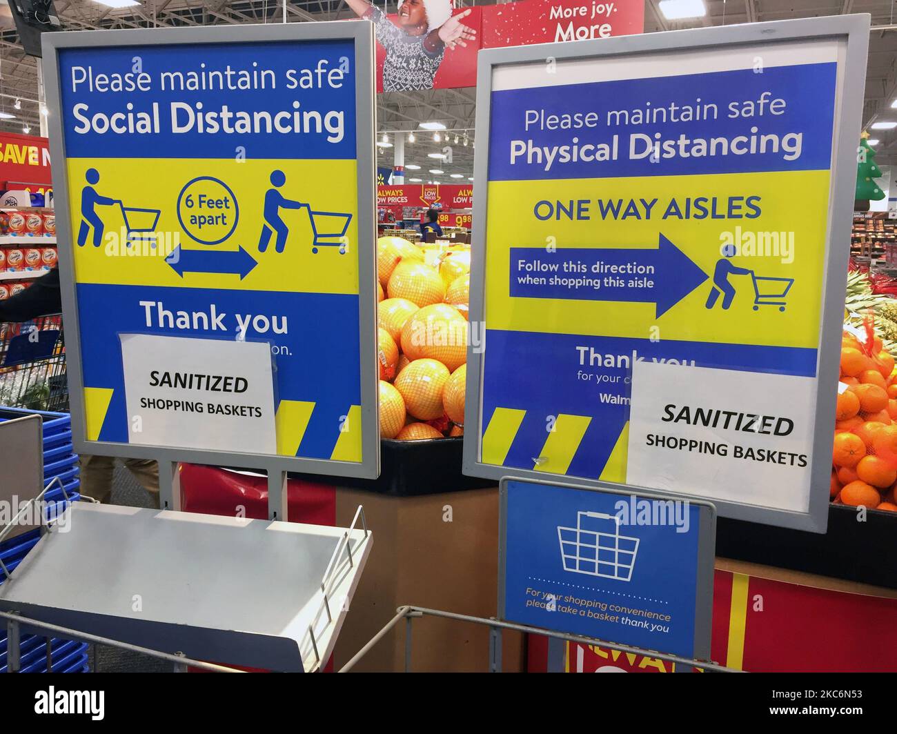 Setting the record straight hi-res stock photography and images - Alamy