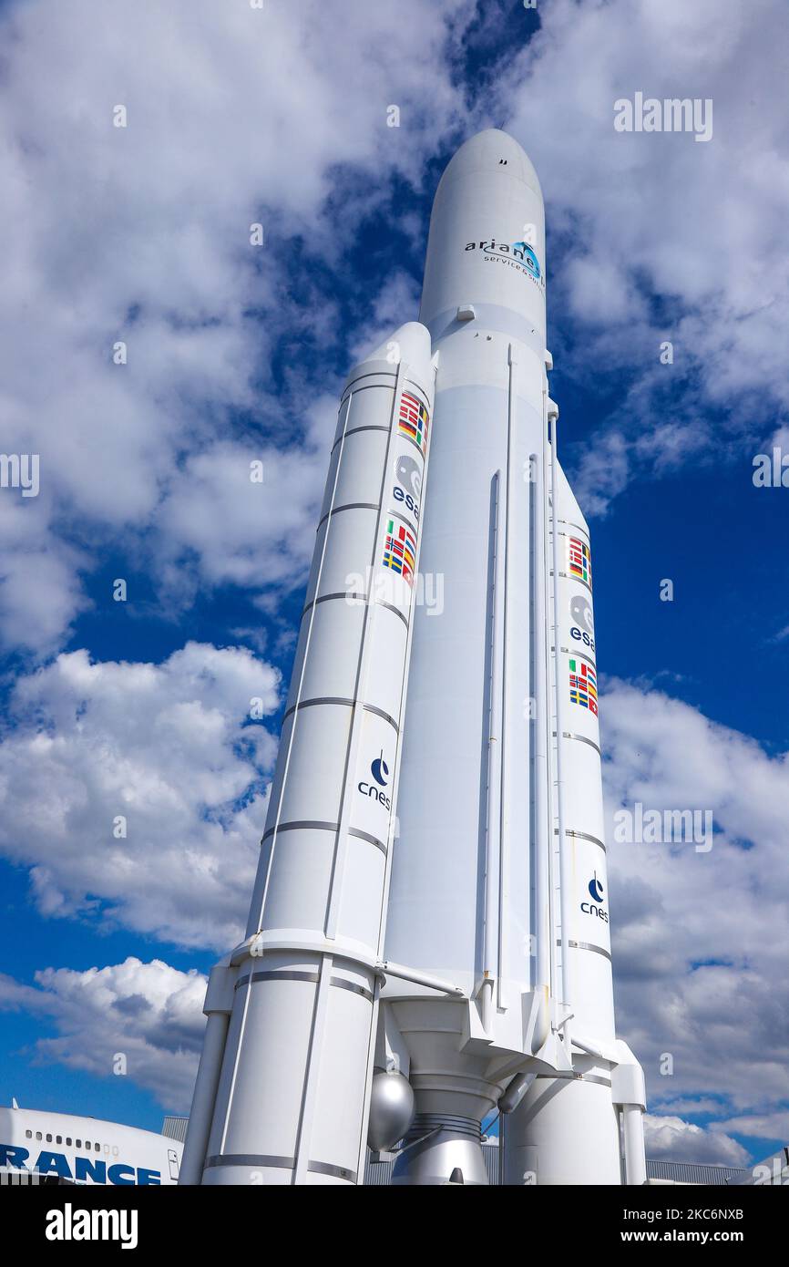 Ariane V space rocket with boosters standing. Full-scale model ...