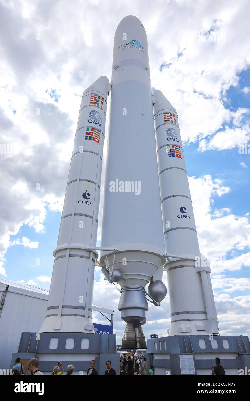 Ariane V space rocket with boosters standing. Full-scale model ...