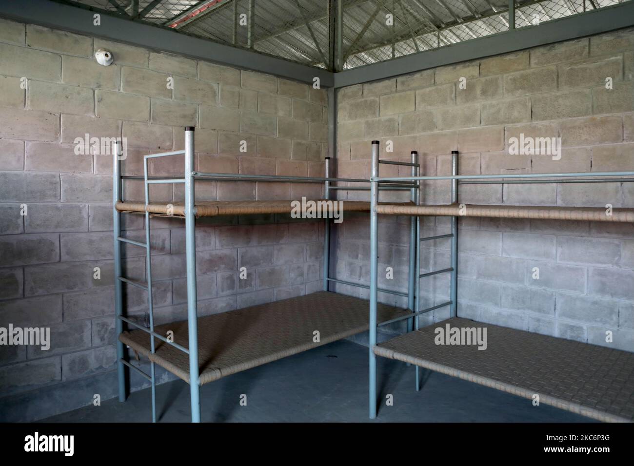 Inside tin shed hi-res stock photography and images - Alamy