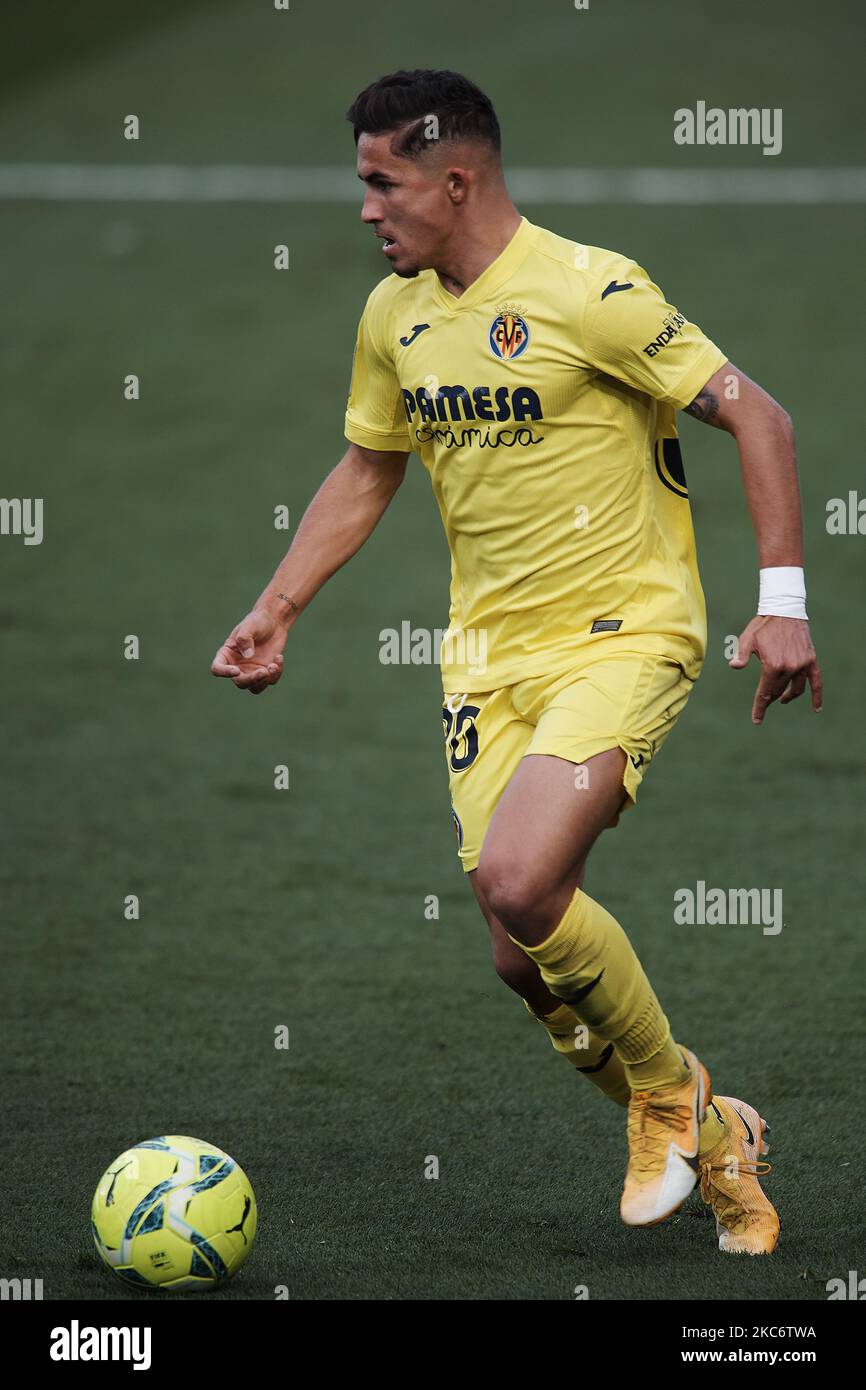 Jeremy Pino of Villarreal in action during the La Liga Santader match ...