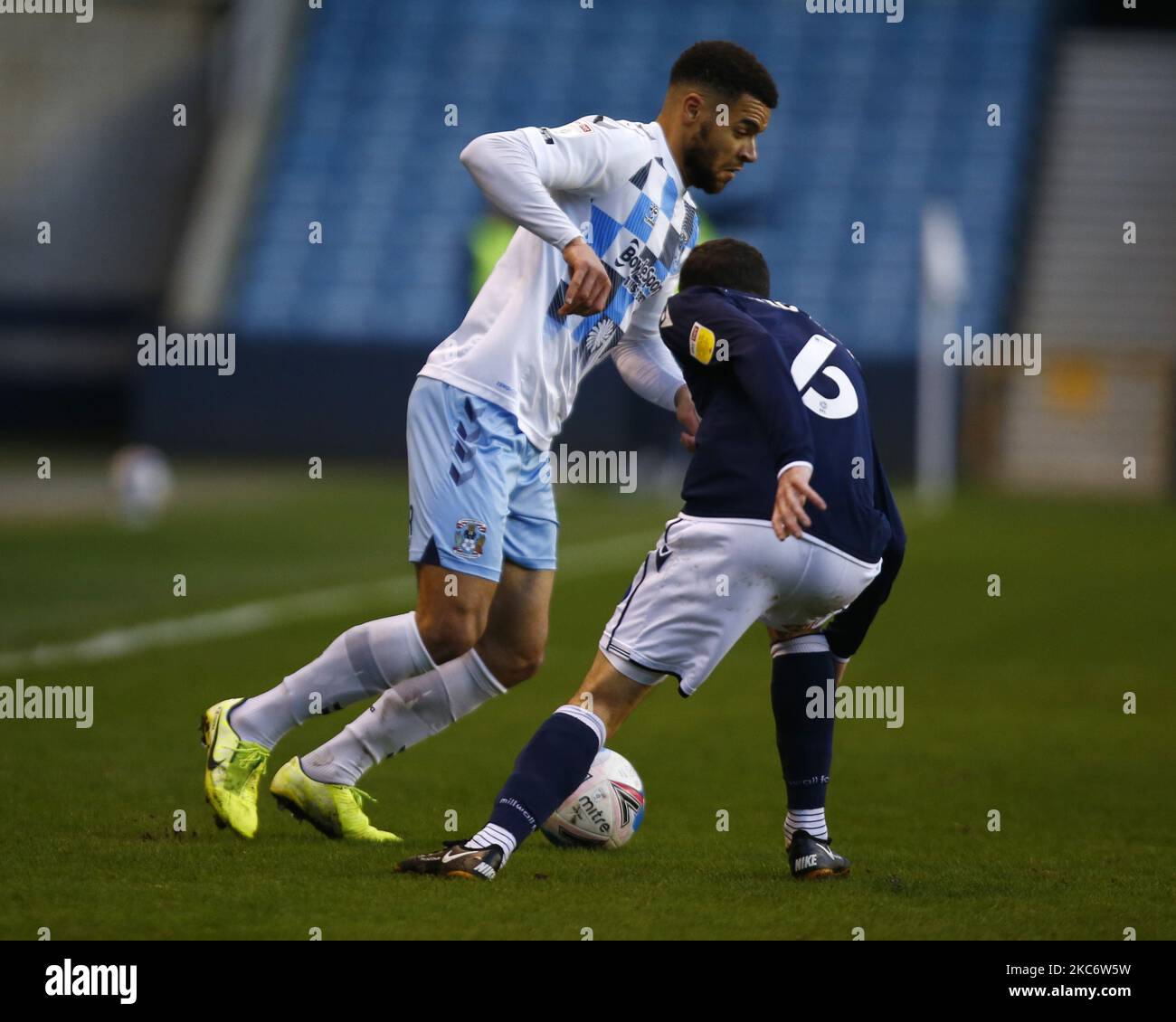 Maxime biamou action hi-res stock photography and images - Alamy