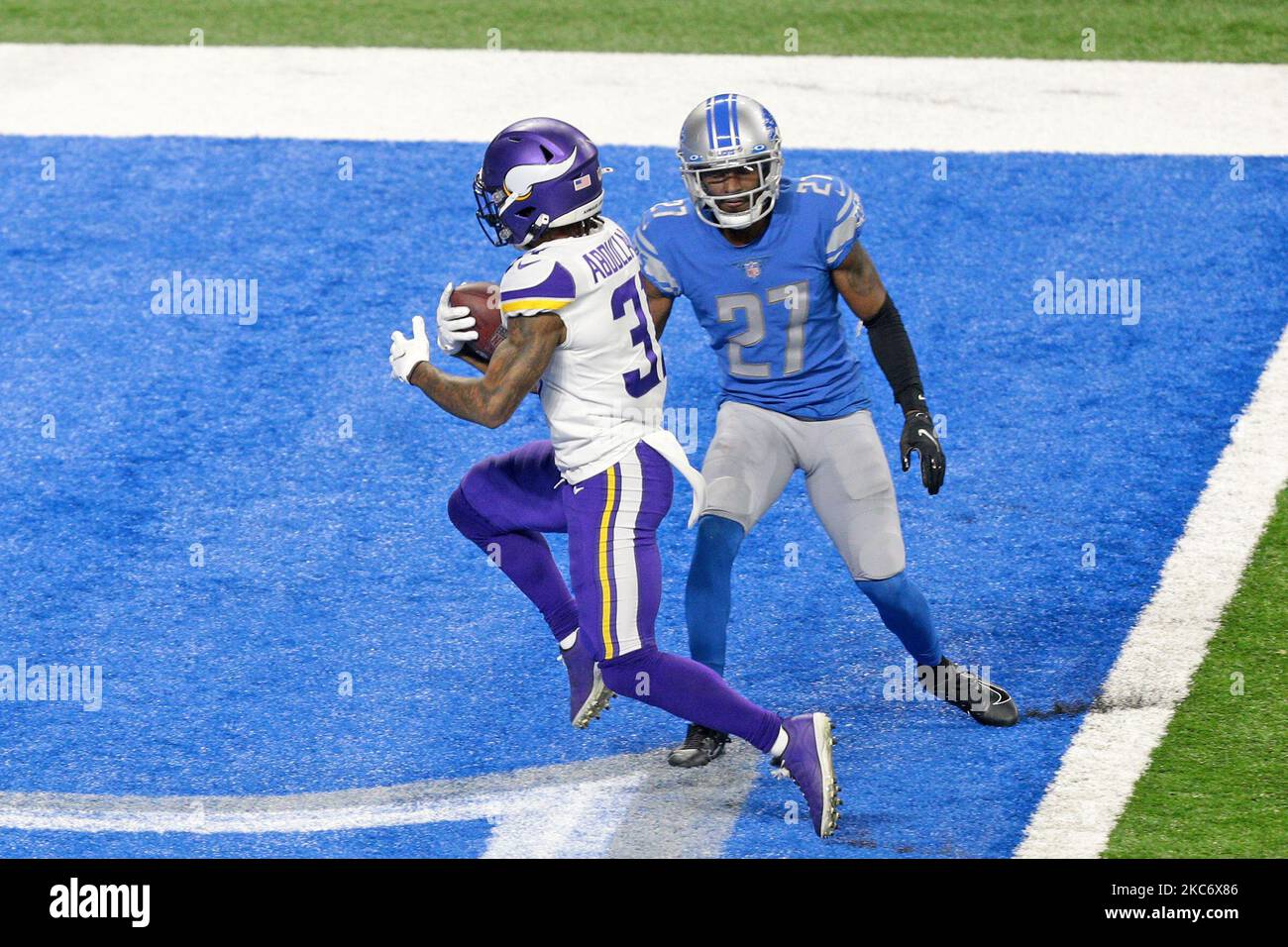 Minnesota Vikings running back Ameer Abdullah (31) scores a touchdown ...