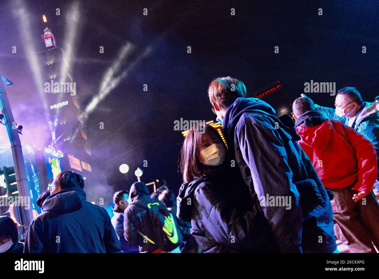 Entering a concert hi-res stock photography and images - Alamy