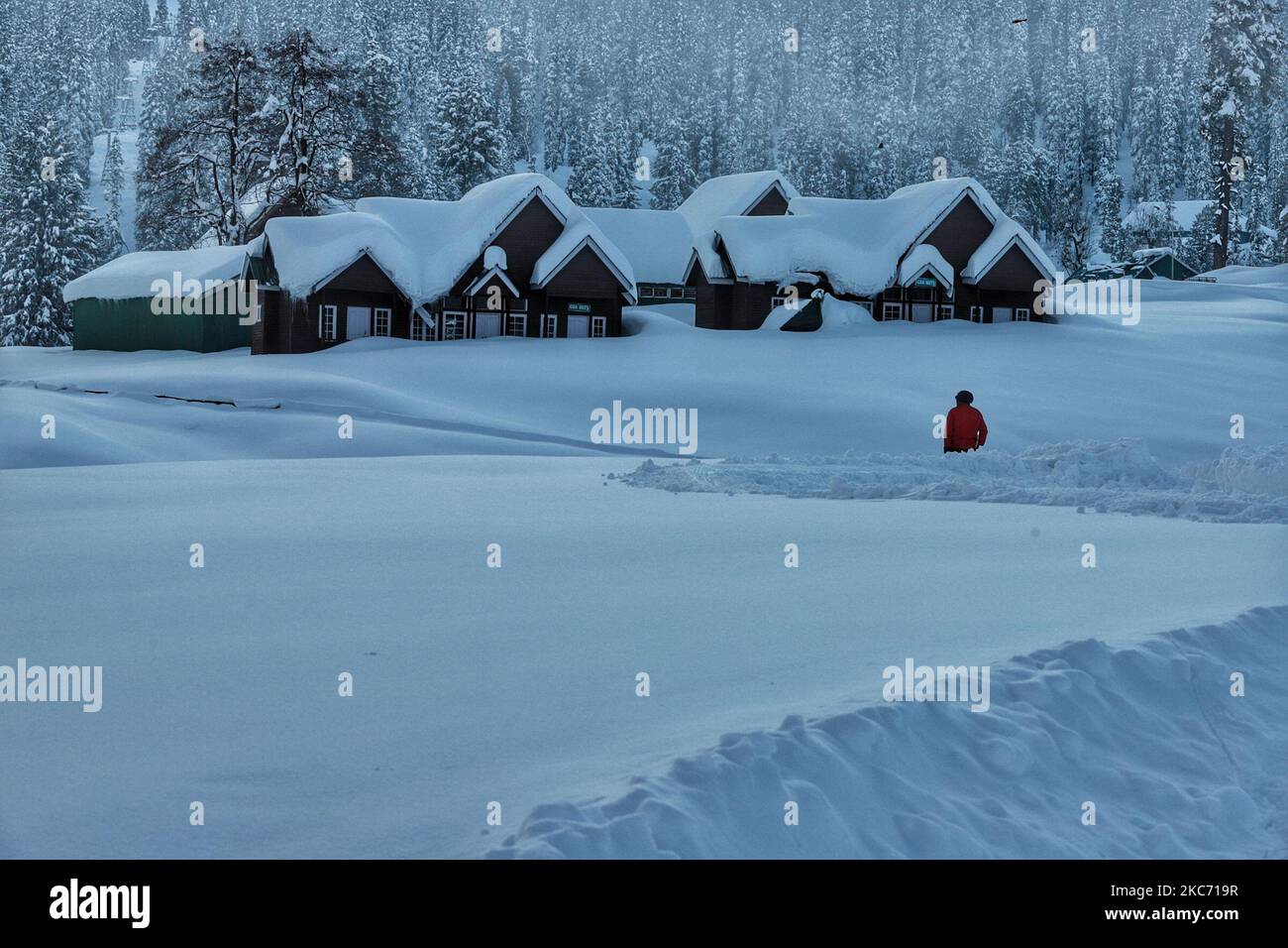 Tourists enjoying at famous Ski resort Gulmarg after heavy snowfall In ...