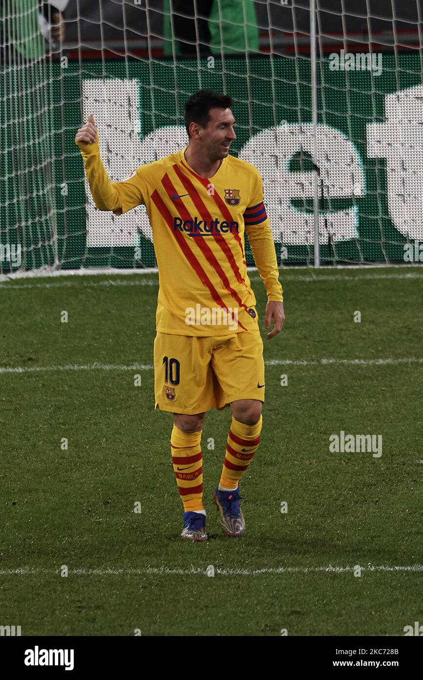 Lionel Messi of Barcelona gestures during the La Liga Santander match ...