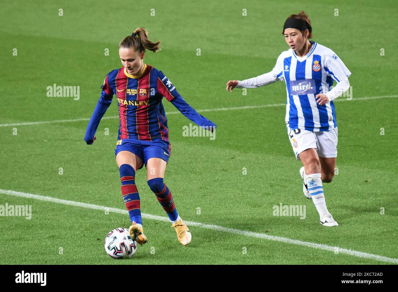 Caroline Graham Hansen and Maya Yamamoto during the match between FC ...