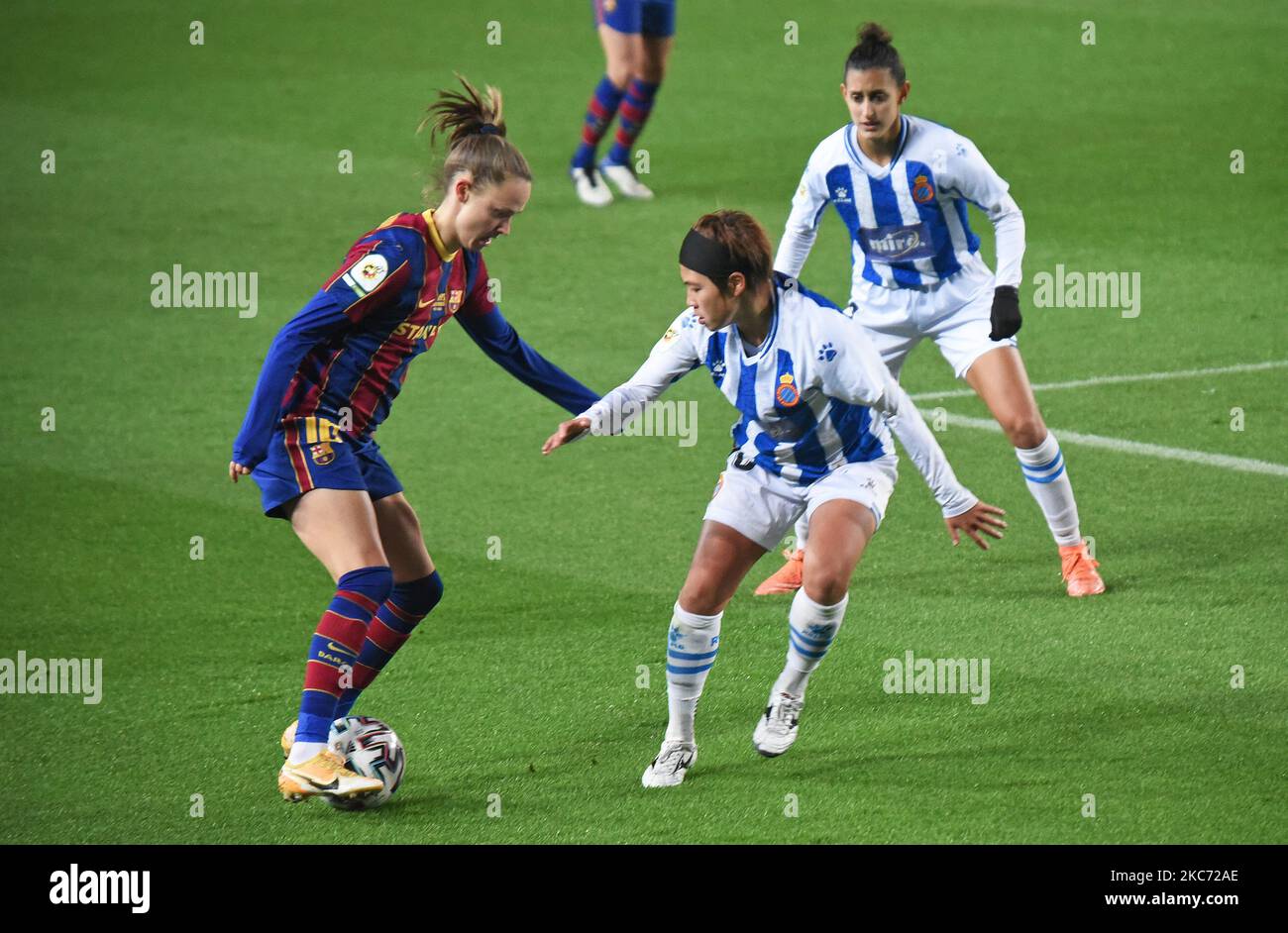 Caroline Graham Hansen and Maya Yamamoto during the match between FC ...