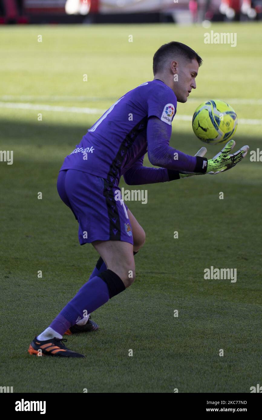 Alex remiro real sociedad 2021 hi-res stock photography and images - Alamy