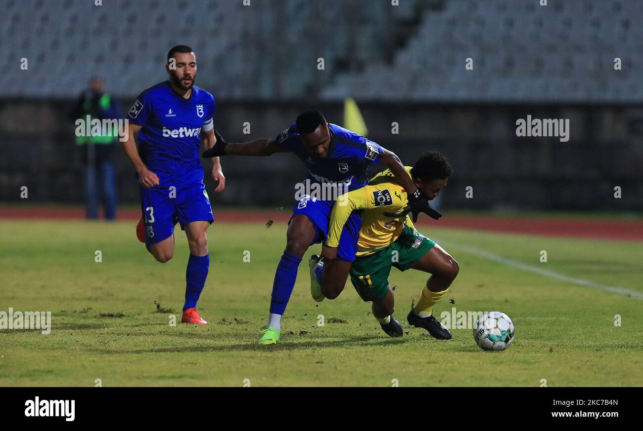 Luther Singh of FC Pacos Ferreira and Cafu Phete of Belenenses SAD in ...