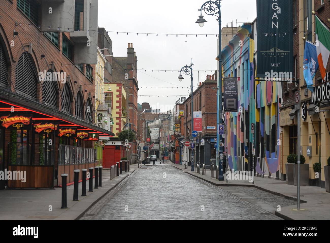 582 new cases hi-res stock photography and images - Alamy