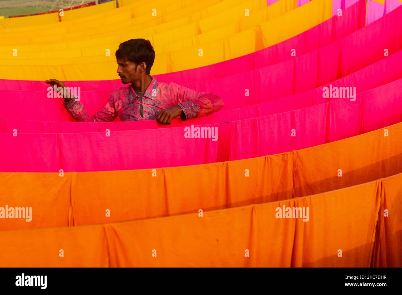 Dhaka finance district hi-res stock photography and images - Alamy