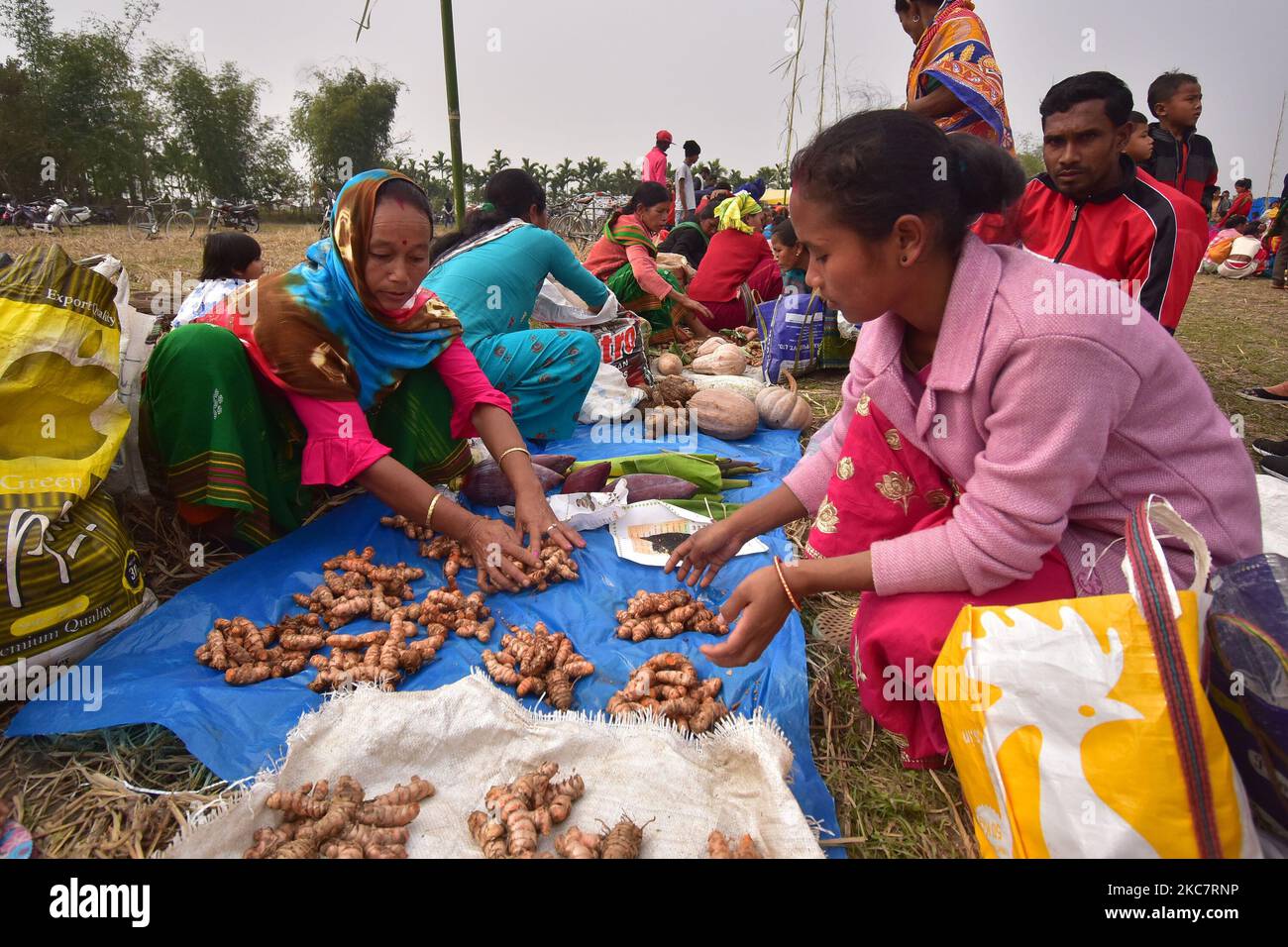Barter system hi-res stock photography and images - Alamy