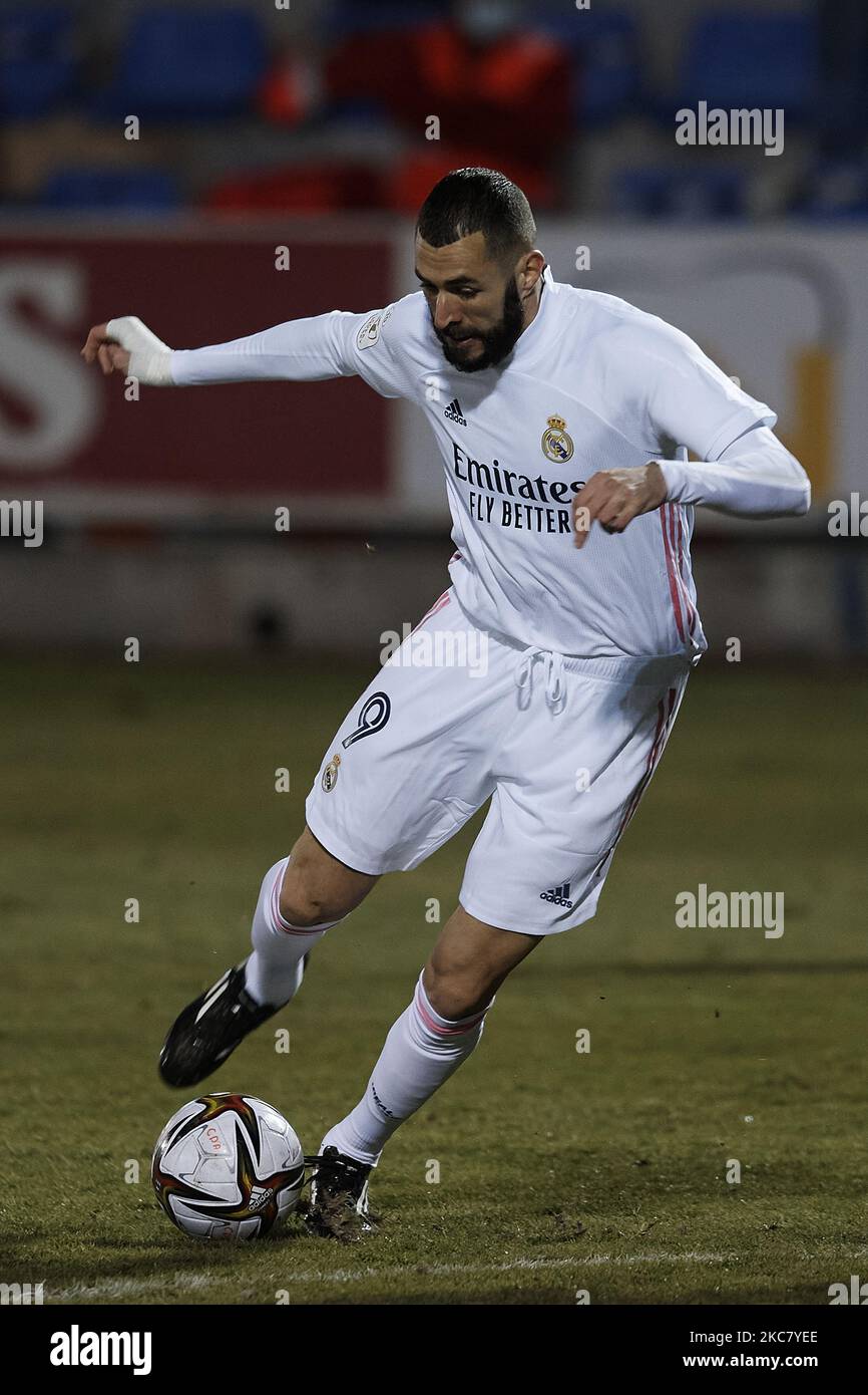 Karim Benzema of Real Madrid runs with the ball during the round of 32 ...