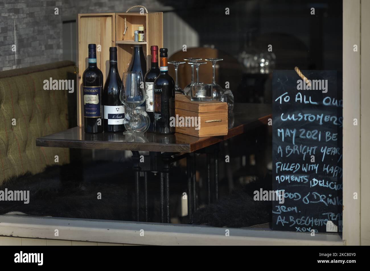 A closed restaurant with a 2021 wishes in a window seen in Dublin city ...