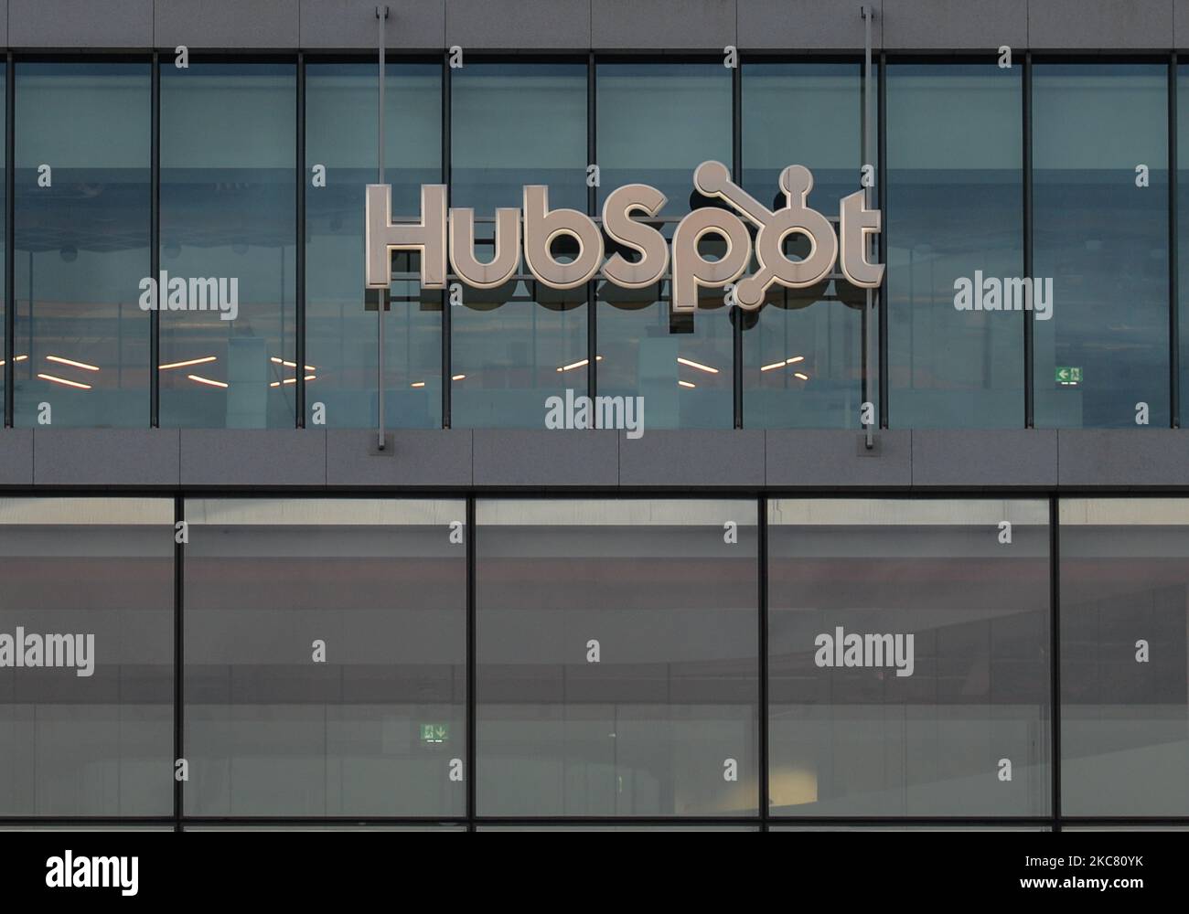 Hubspot logo hi-res stock photography and images - Alamy