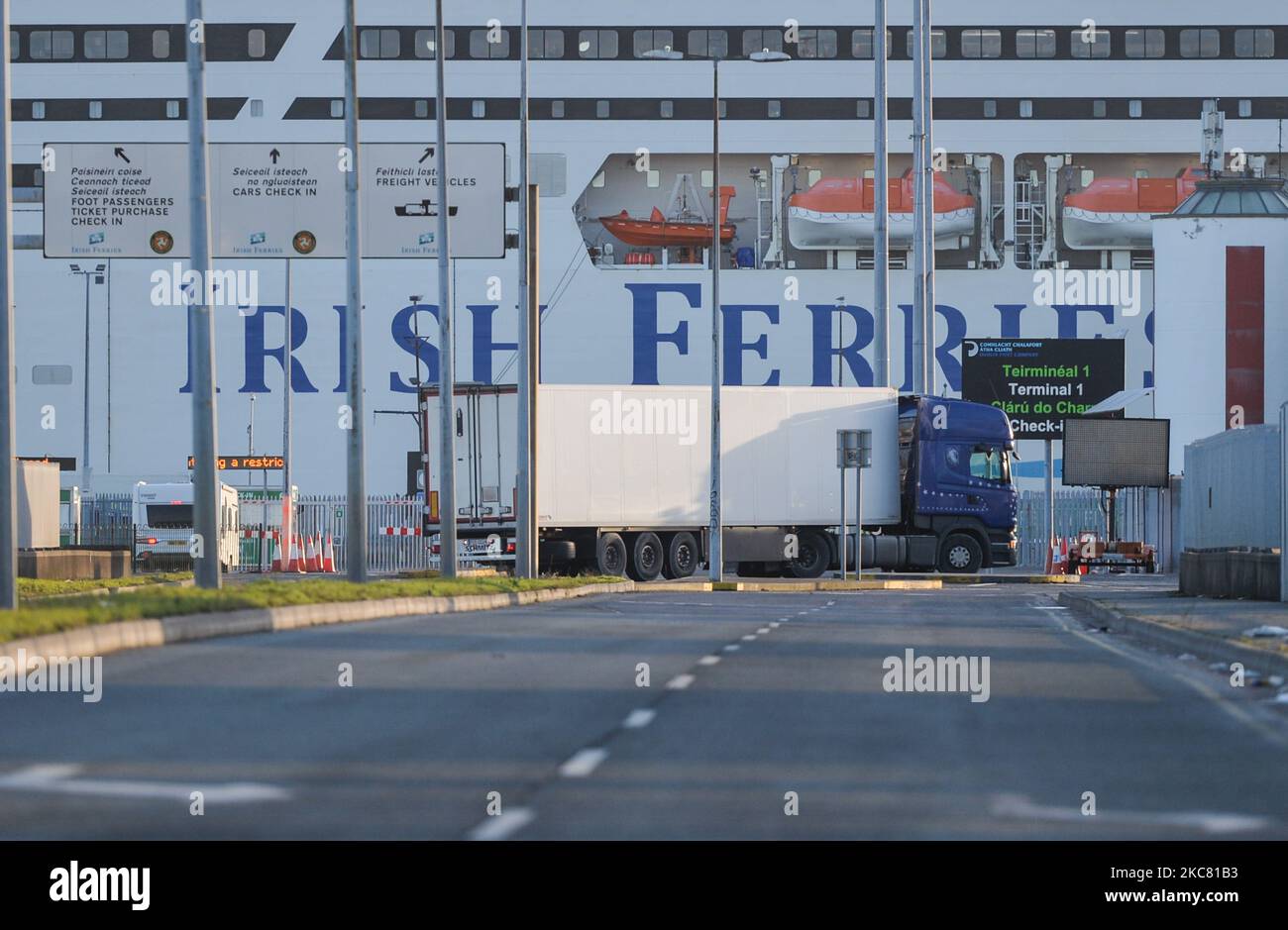 Lorries on board ferry hi-res stock photography and images - Alamy