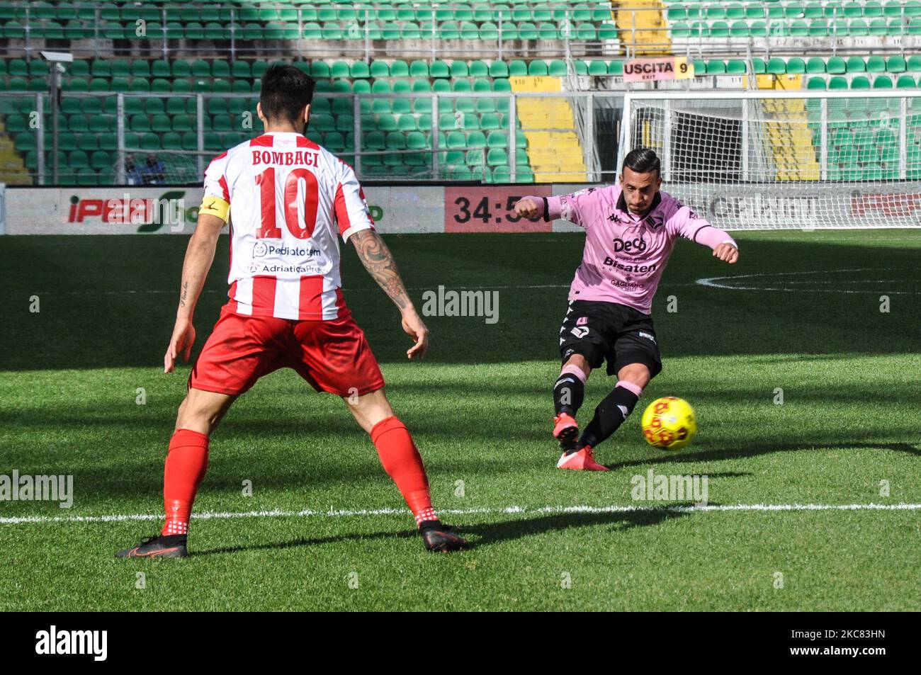 Andrea Accardi during the Serie C match between Palermo FC and Teramo ...