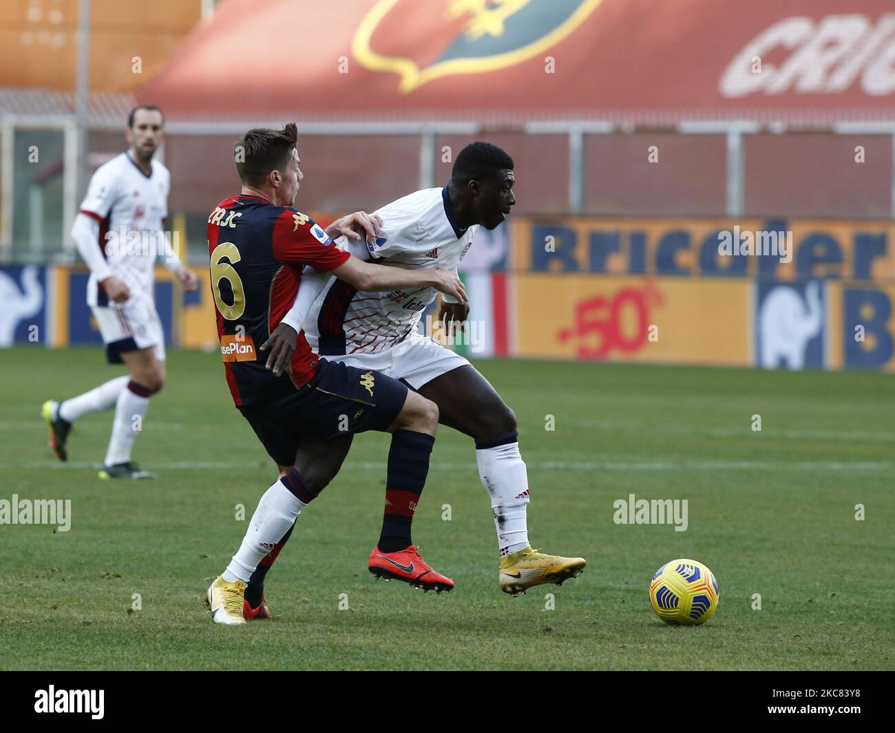 Alfred Duncan during Serie A match between Genoa v Cagliari in Genova ...