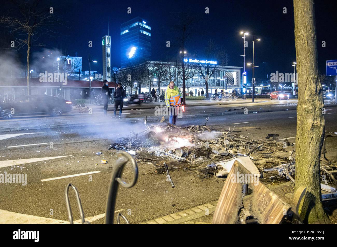 Illuminated riots hi-res stock photography and images - Alamy