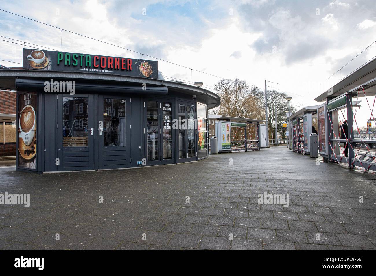 Cafe fight aftermath hi-res stock photography and images - Alamy