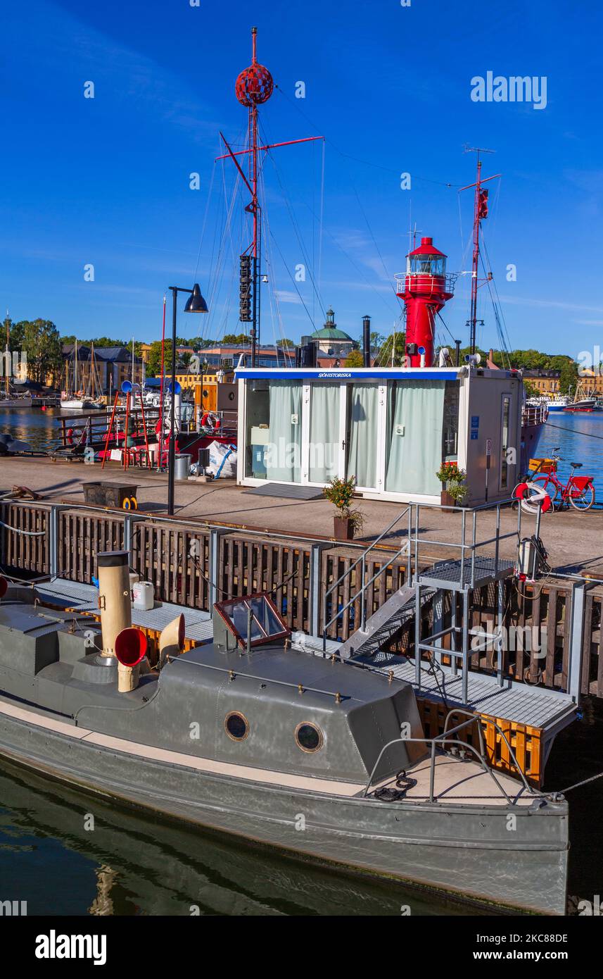 National navigation museum hi-res stock photography and images - Alamy