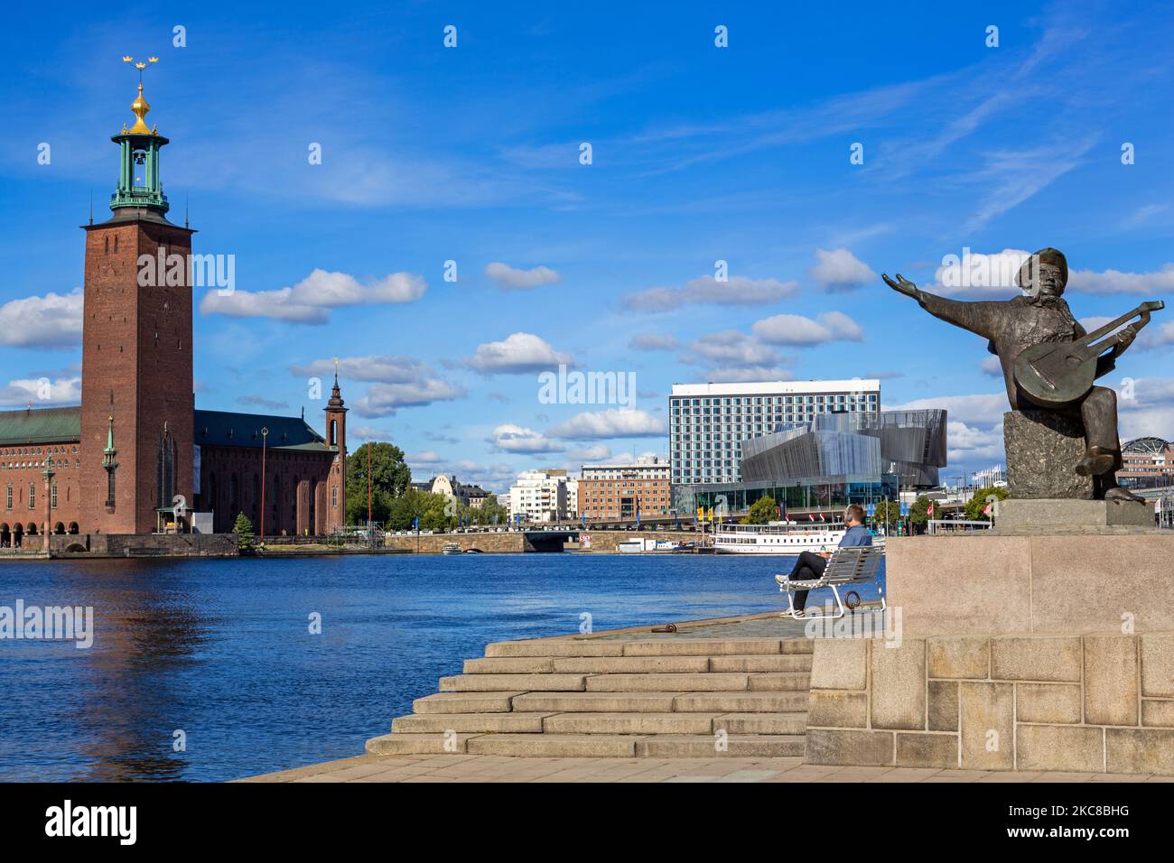 Statue of evert taube hi-res stock photography and images - Alamy