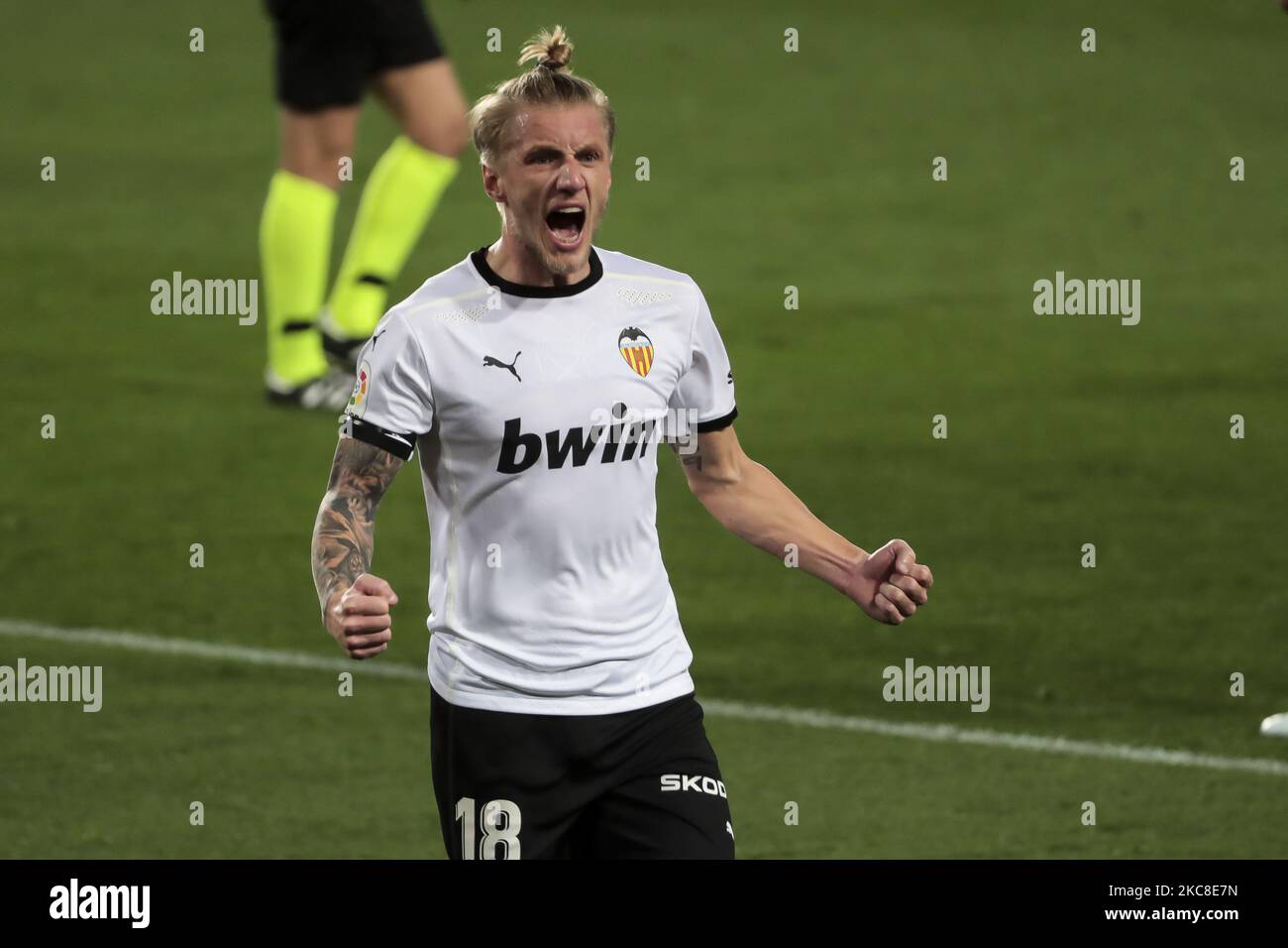 Daniel Wass of Valencia CF celebrate after scoring the 1-0 goal during ...