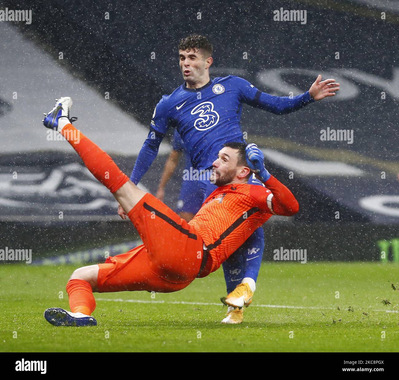 L-R Tottenham Hotspur's Hugo Lloris and Chelsea's Christian Pulisic ...