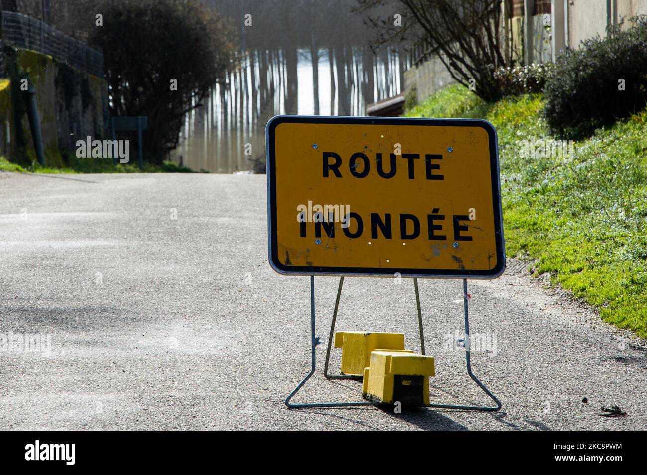 A general view of Lot-et-Garonne, the Garonne river after the historic ...