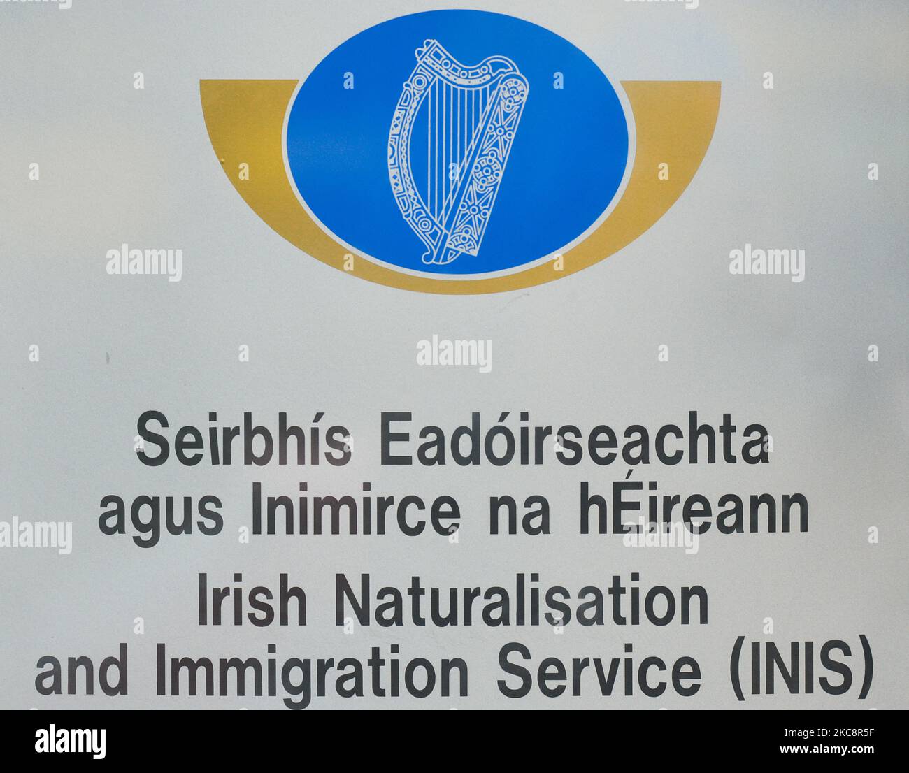 Immigration and naturalisation service hi-res stock photography and ...