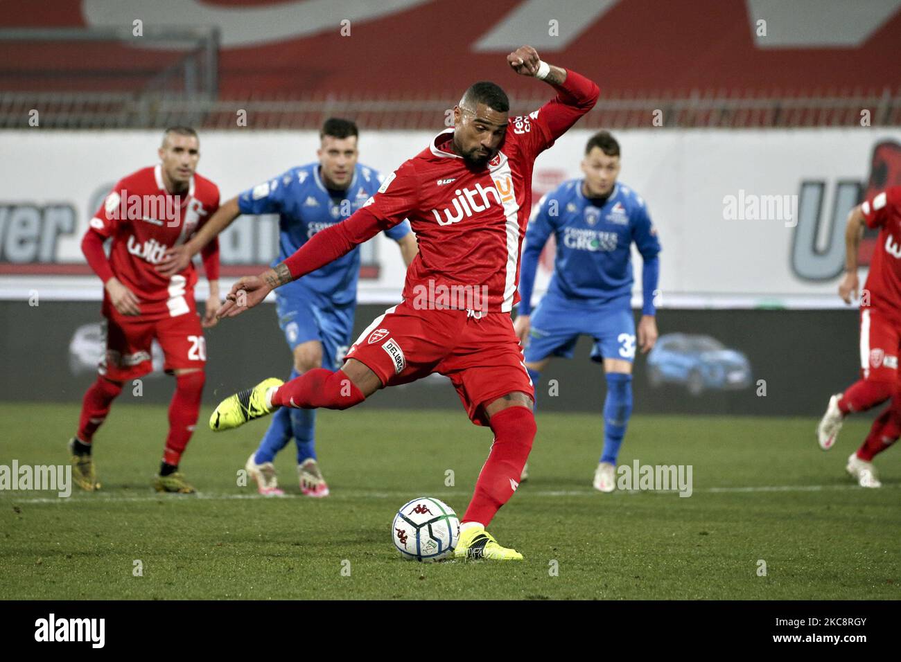 Kevin-Prince Boateng of AC Monza scores his team's first goal during ...