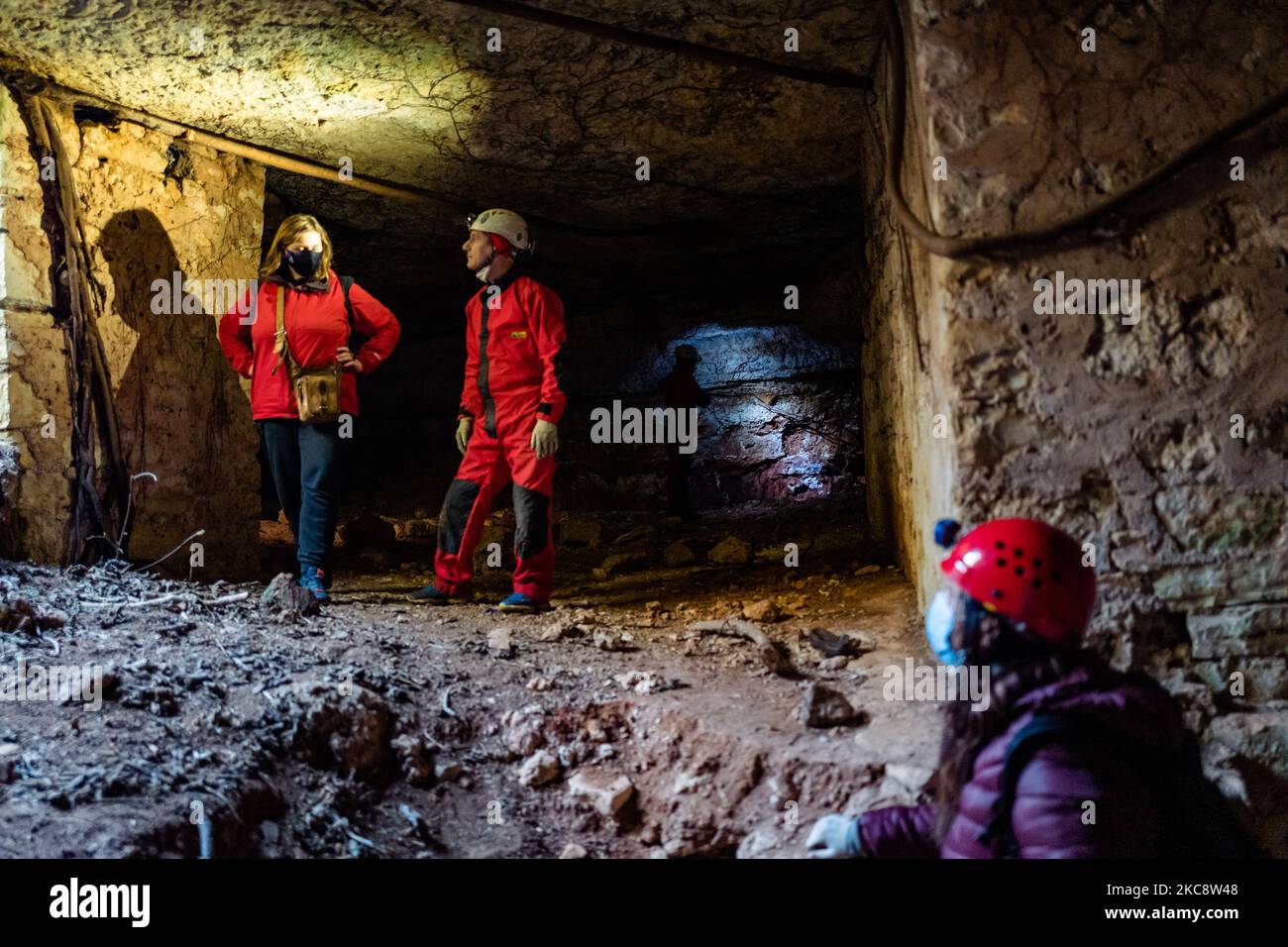 Some members of the Melphicta KalipÃ¨ caves group, volunteer ...