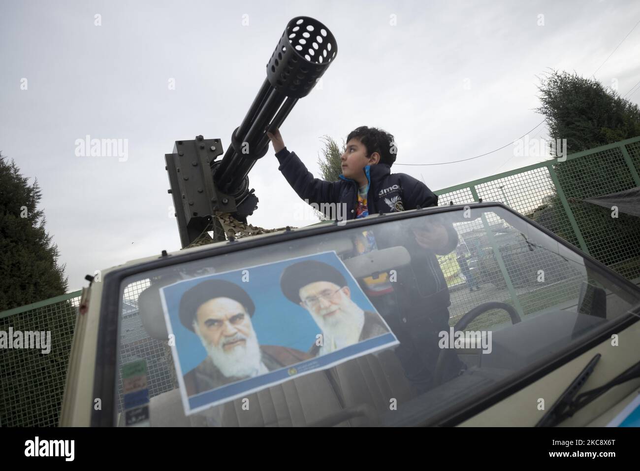 Imam khomeini mosque in tehran hi-res stock photography and images - Alamy
